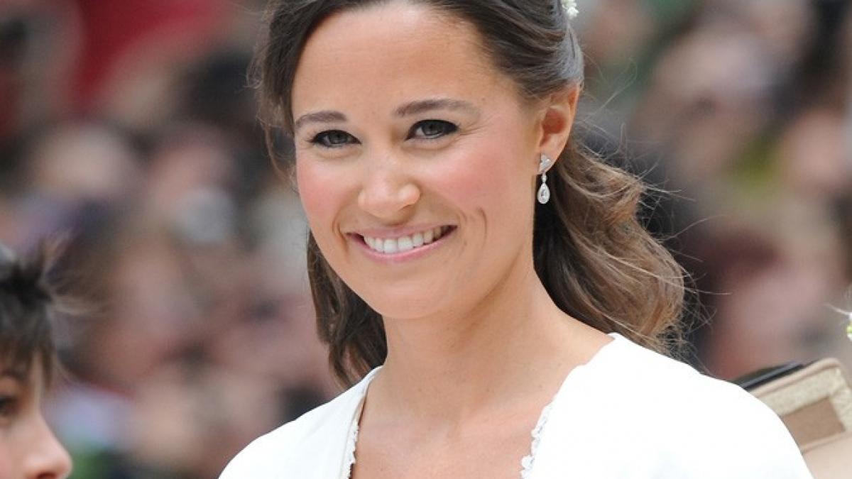 Pippa Middleton face orice ca să atragă atenţia. Vezi aici ce poate ...