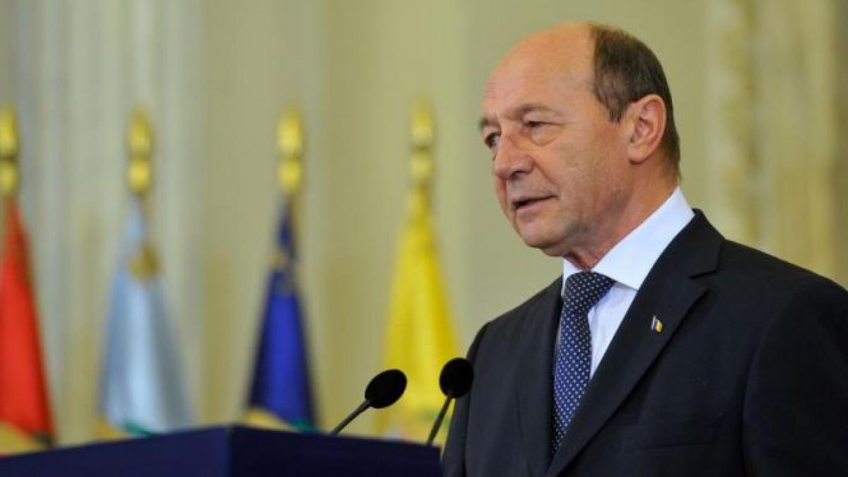 Băsescu: Nu am proiecte politice, o să mă mişc printre amicii din PMP