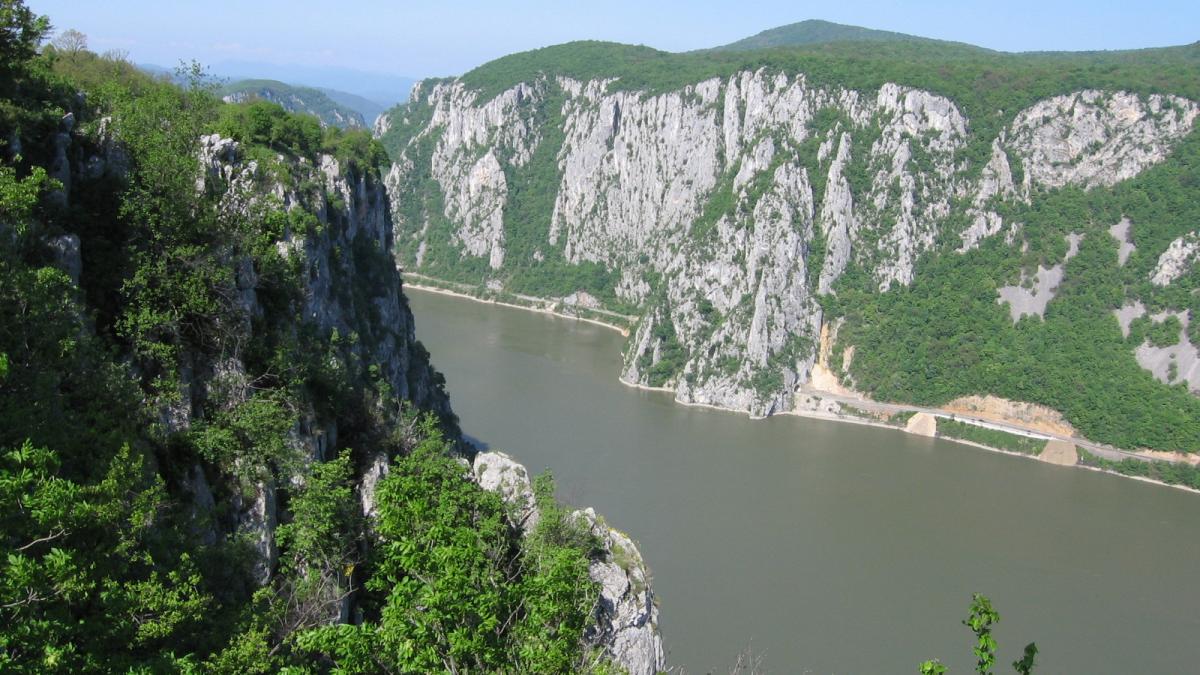 Nivelul Dunării îngrijorează specialiştii