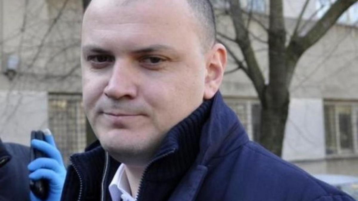 Prima poză cu Sebastian Ghiță după ce a fost prins. Ce făcea în ...