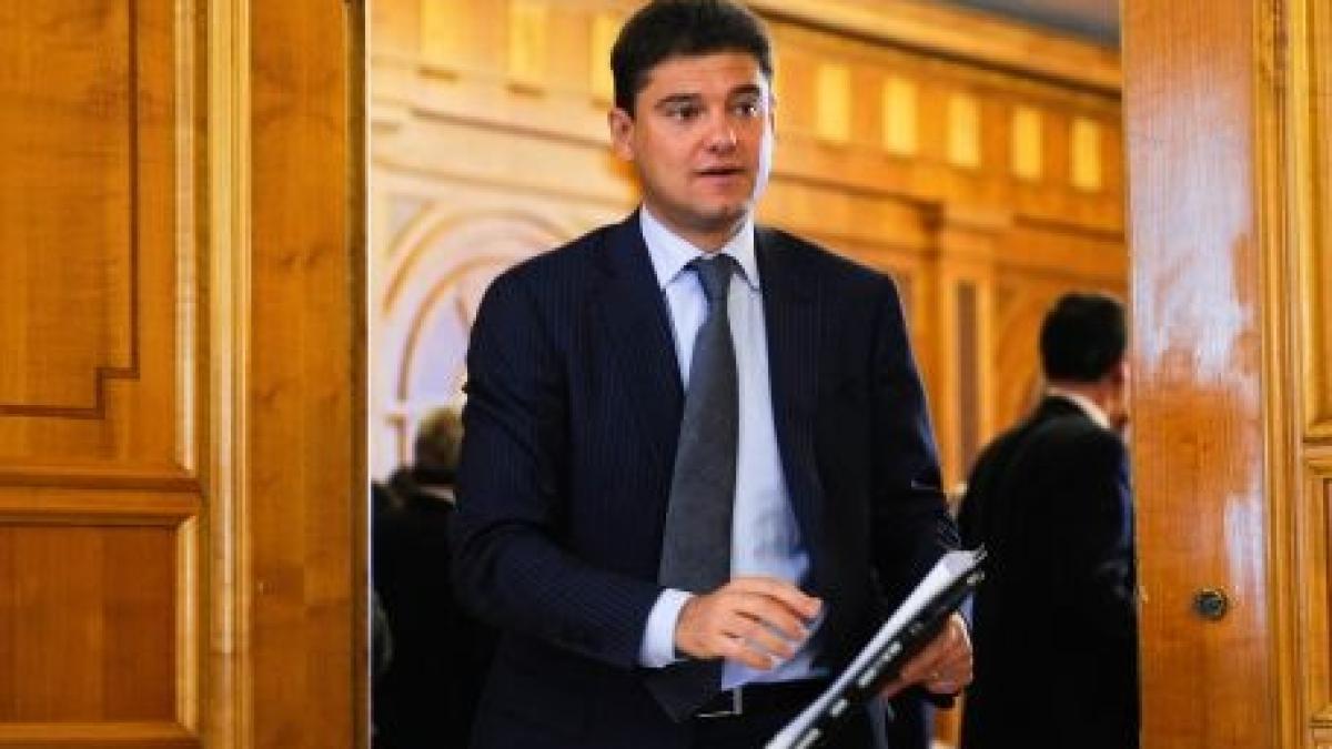 Cristian Boureanu, cunoscut pentru ieşirile sale violente. Imagini ...