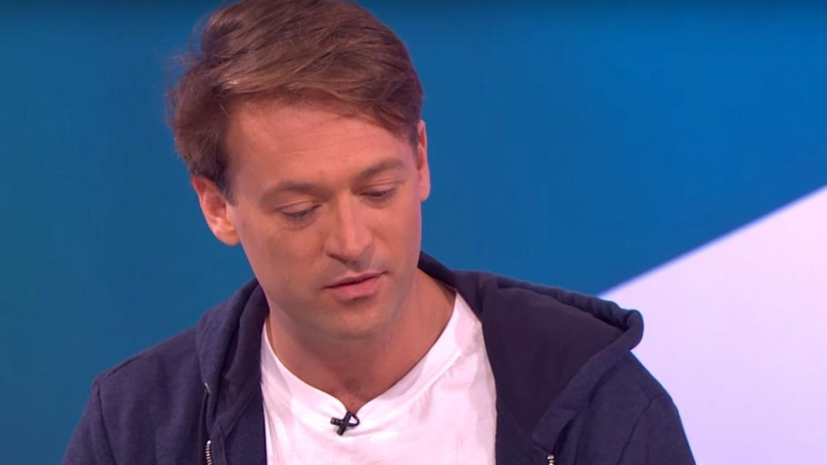 Un actor britanic a supraviețuit miraculos, după ce a rămas blocat în ...