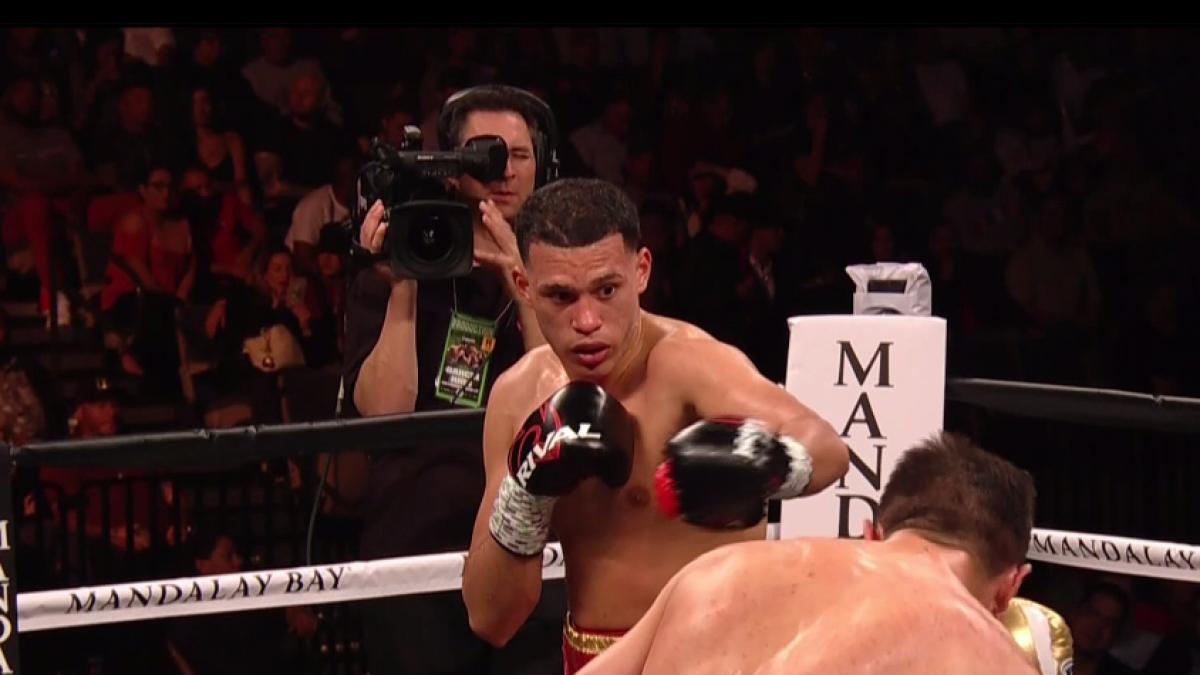 Ronald Gavril, învins din nou de Benavidez în meciul pentru titlul mondial WBC la supermijlocie ...