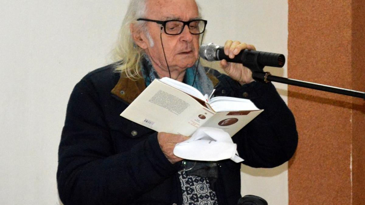 Trupul poetului Emil Brumaru va fi depus la Palatul Roznovanu