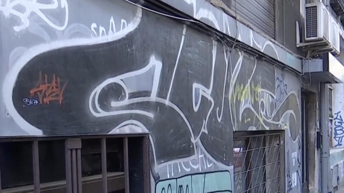 Amenzi de 12 ori mai mari pentru cei care desenează graffiti pe pereții ...