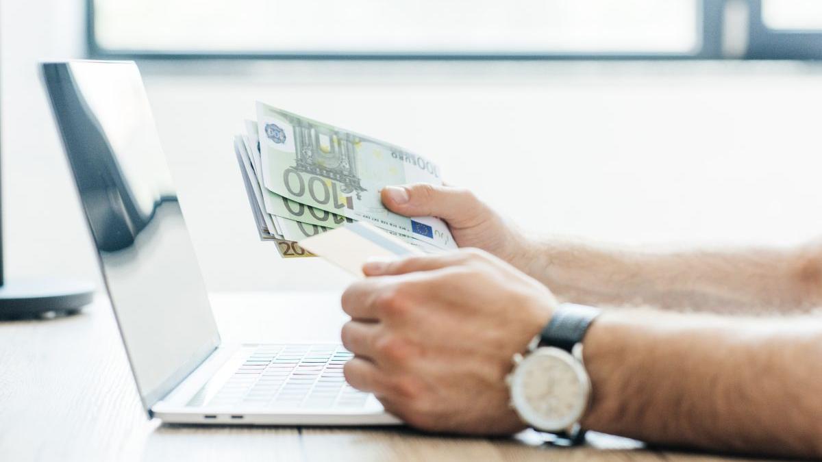 ROBOR 6 octombrie 2022. Indicele bancar creşte, ratele românilor se ...