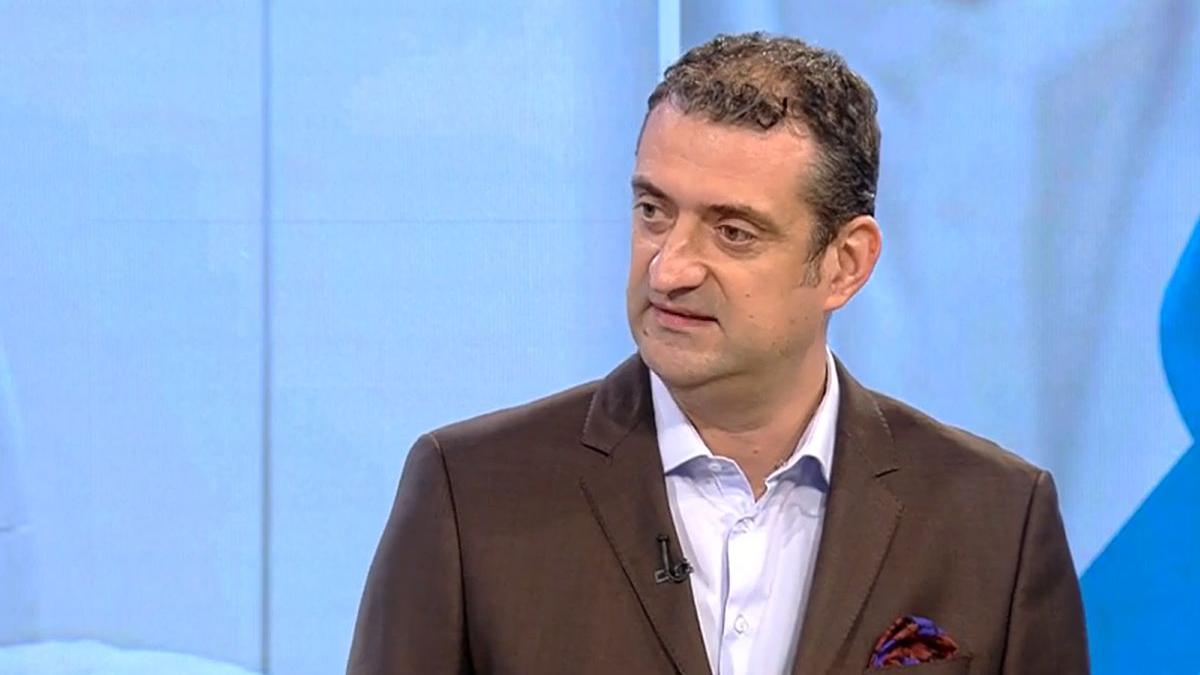 Vinul roşu reduce riscul cancerului de prostată | Dr. Surcel: "Contează ...