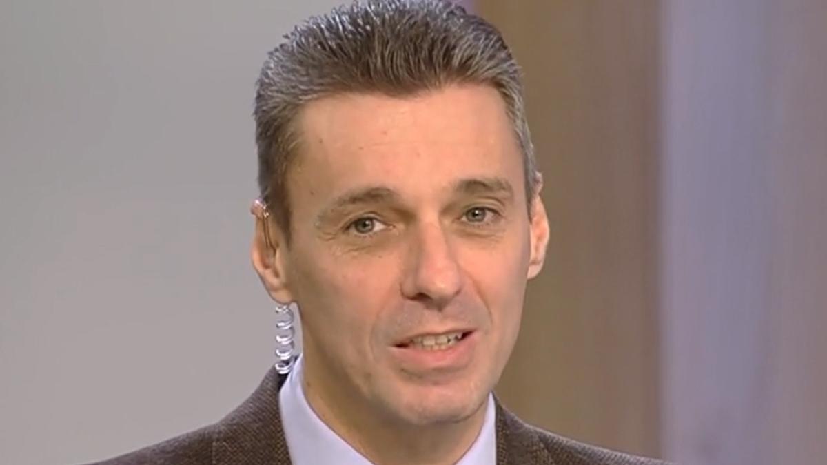 Mircea Badea, despre controlul ANAF la OMV: "Pute a brânză de burduf ...