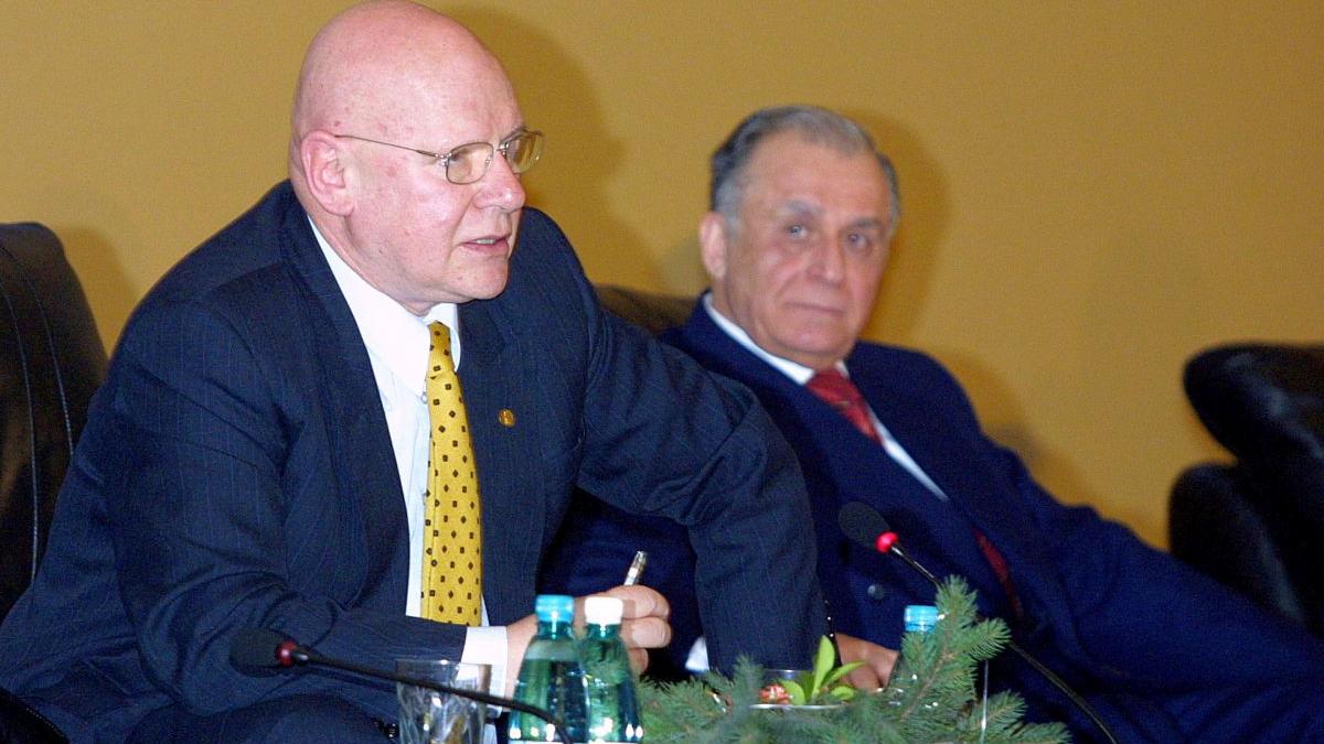 A murit academicianul Răzvan Theodorescu: ”A mai pierdut cultura ...