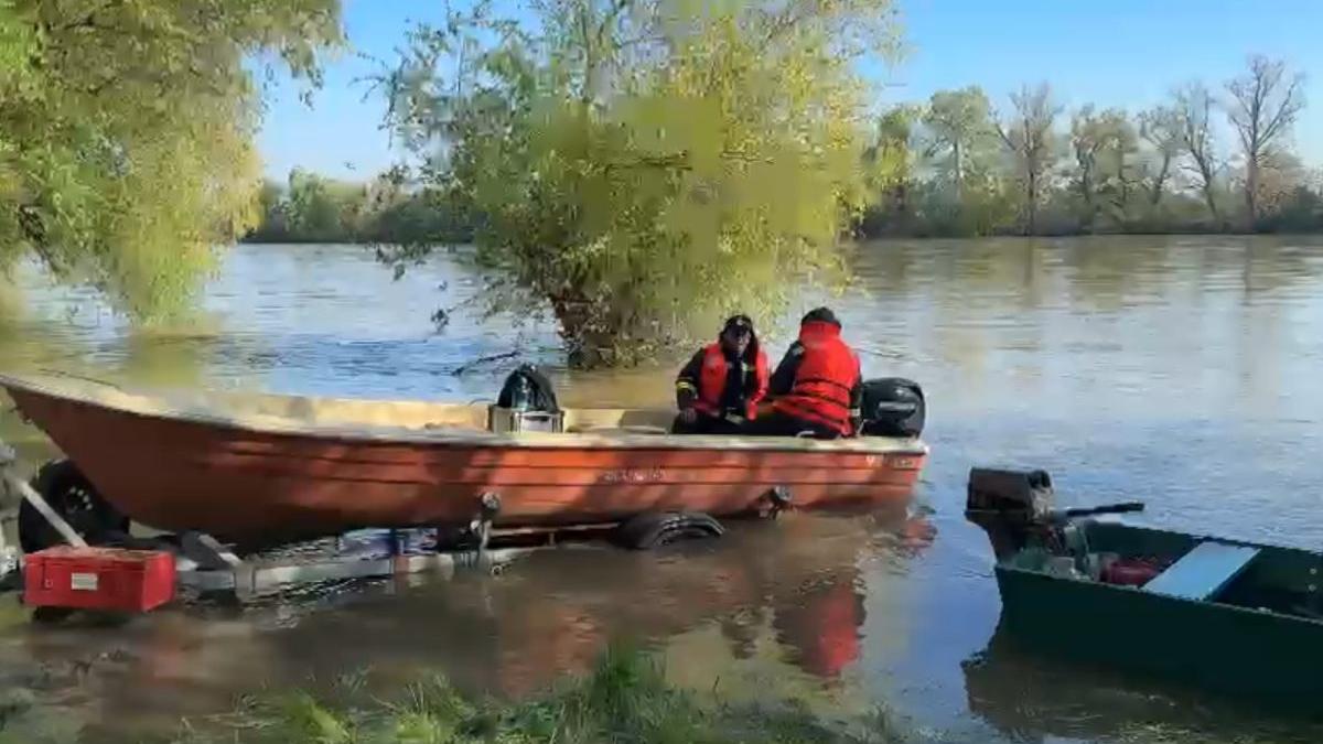 Căutări disperate pe râul Mureş pentru găsirea celor trei persoane ...