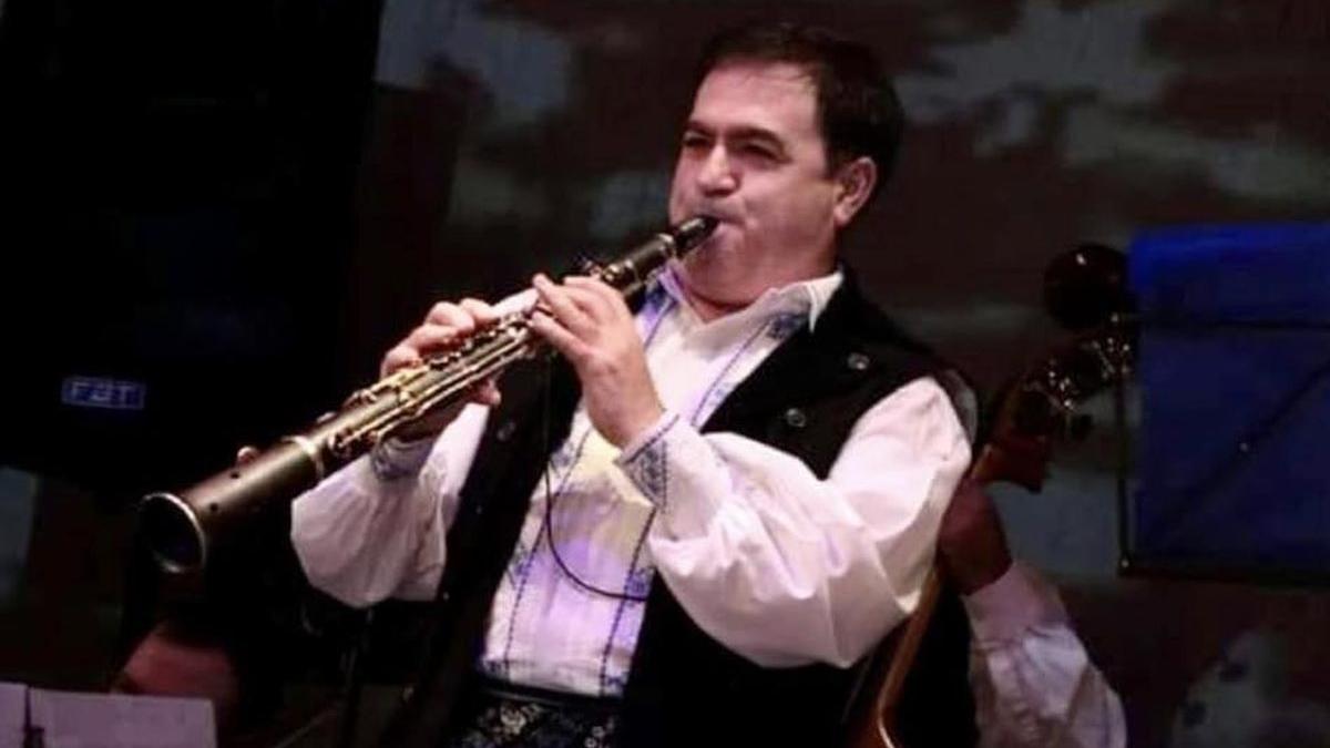 A murit Petrică Vița, cunoscut interpret de muzică populară. "Cu 15 ...