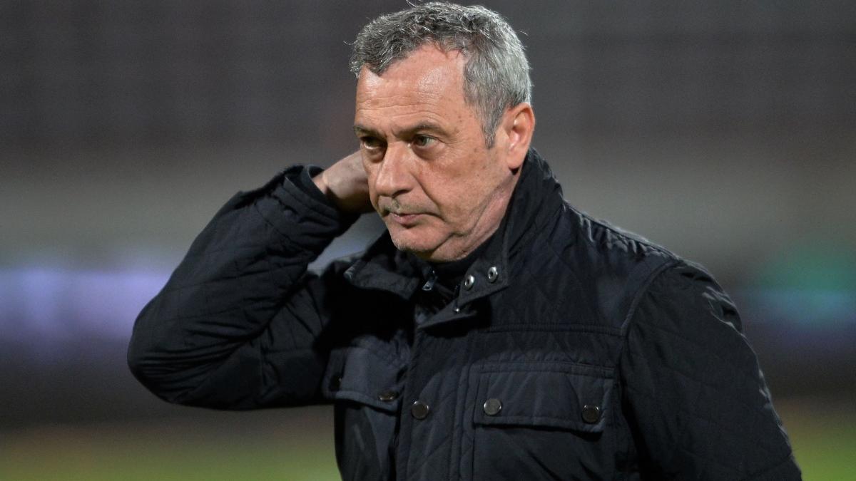 Prima poză cu Mircea Rednic, din spital, după ce a făcut infarct ...