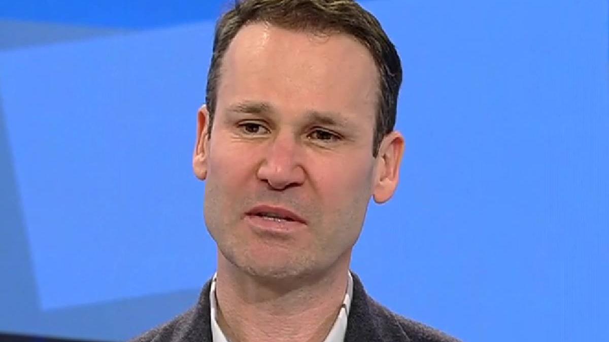 Robert Negoiță spune la cât trebuie să ajungă salariul unui român ...