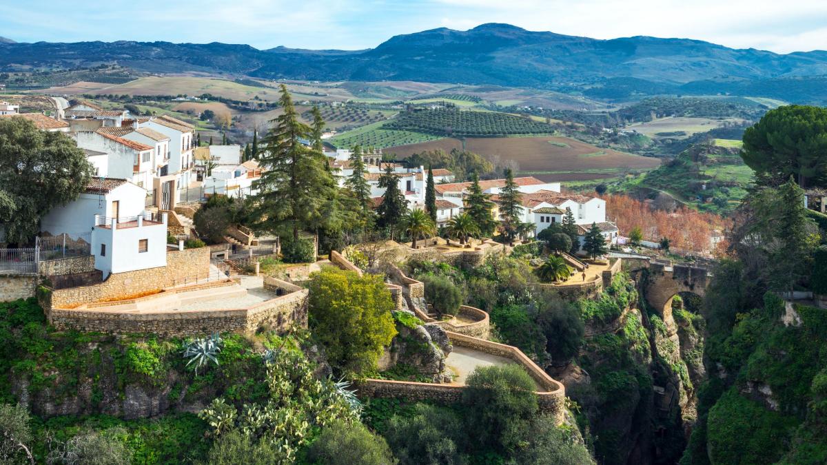 „Am cumpărat cu 500.000 € o casă în Spania în 2001, azi valorează cu 150.000 € mai puțin ...