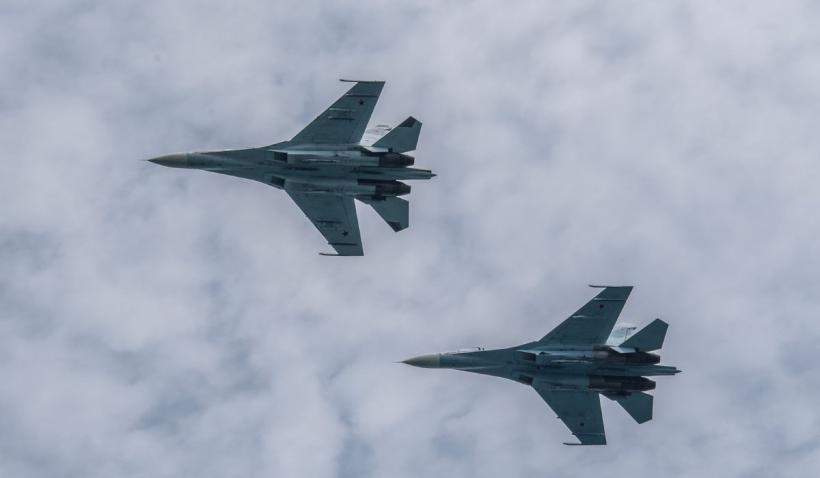 Bombardiere și avioane de vânătoare rusești, interceptate de MiG-urile ...