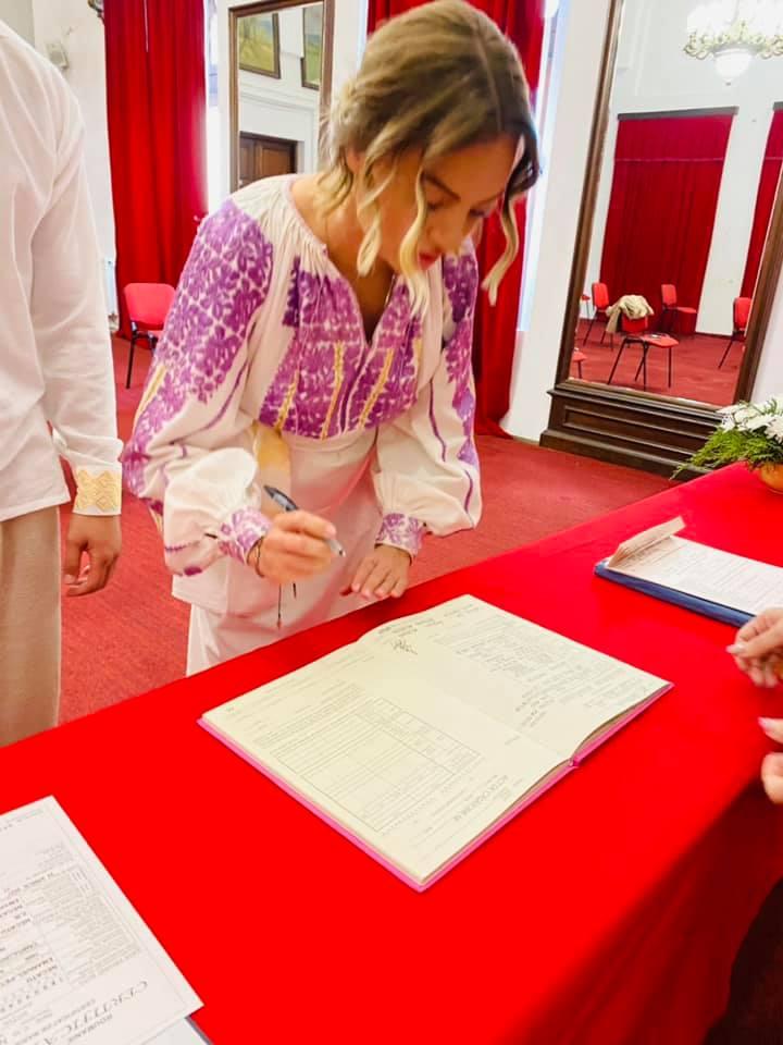 Galerie Foto - Primele imagini de la căsătoria civilă a Alexandrei Stan ...