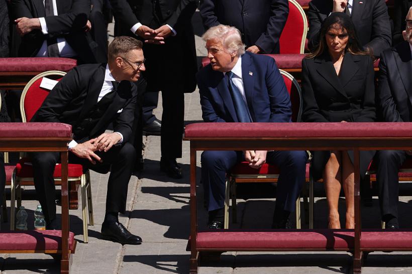 Galerie Foto - Război și pace în Basilica San Pietro. Ce nu s-a văzut ...