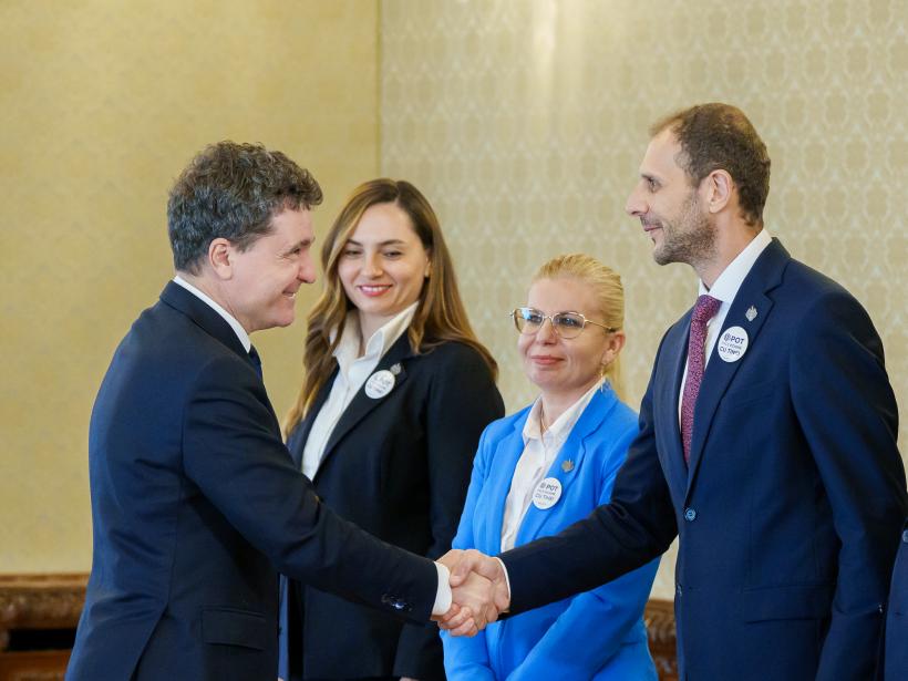 Galerie Foto - Imaginile zilei de la Cotroceni. Nicușor Dan a râs cu ...