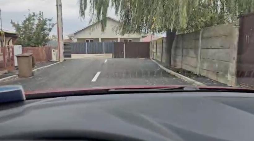 Galerie Foto - Orașul din România care are o stradă înfundată plină de ...