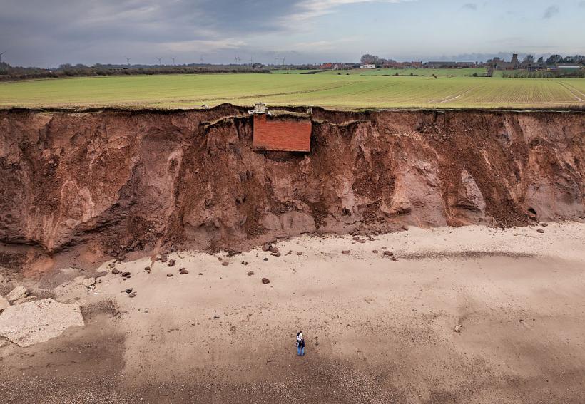 Galerie Foto - Imagini cu un buncăr nuclear care se poate prăbuși în ...