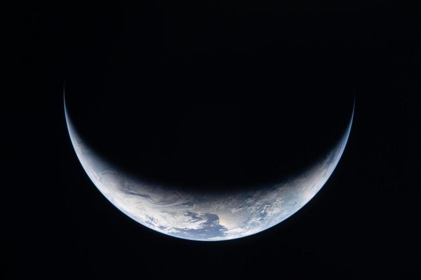 Galerie Foto - Artemis 2 în imagini. Zborul până la Lună surprins în ...