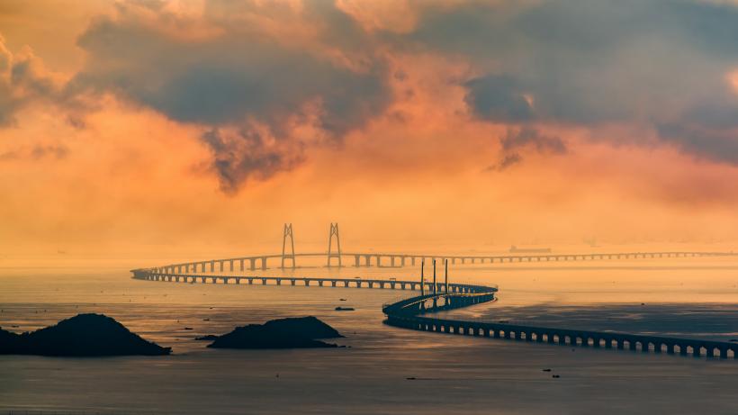 Galerie Foto - Cel mai lung pod maritim din lume are 55 de kilometri ...
