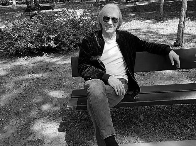 MIHAI CONSTANTINESCU A MURIT. Lumea minunată a îndrăgitului artist - o ...