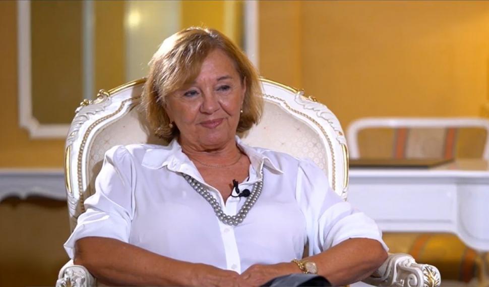 Culisele din "Nea Mărin miliardar", povestite de actriţa Adina Popescu ...