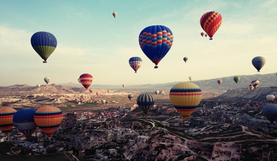 Balon cu aer cald, prăbușit în Cappadocia, cu 30 de oameni la bord. Doi ...