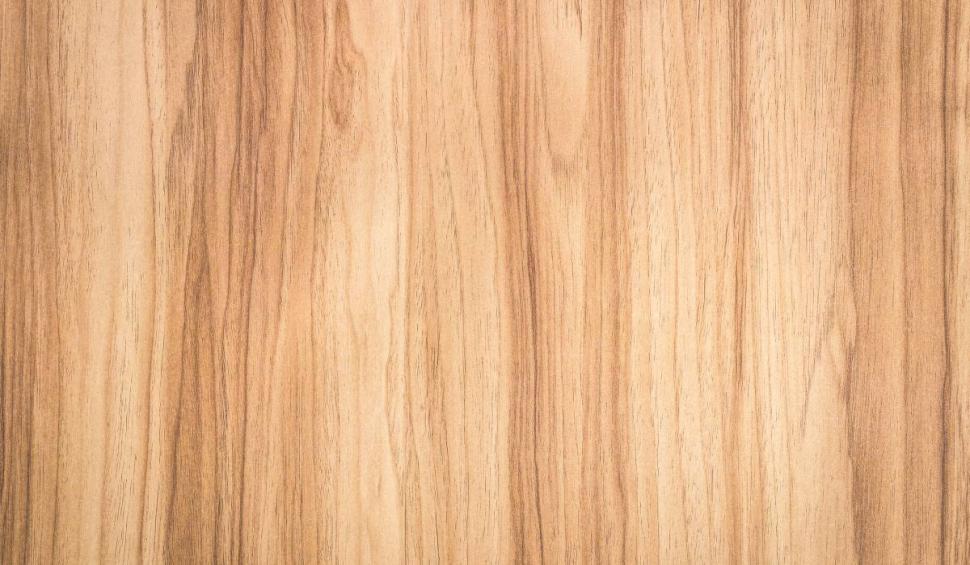 Cât ajunge să coste o placă de PAL din lemn românesc vândută de austrieci