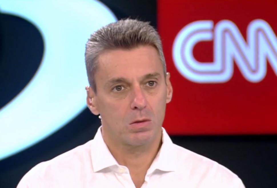 Mircea Badea: "Mă doare în cot de evaziunea fiscală. Pe mine mă ...