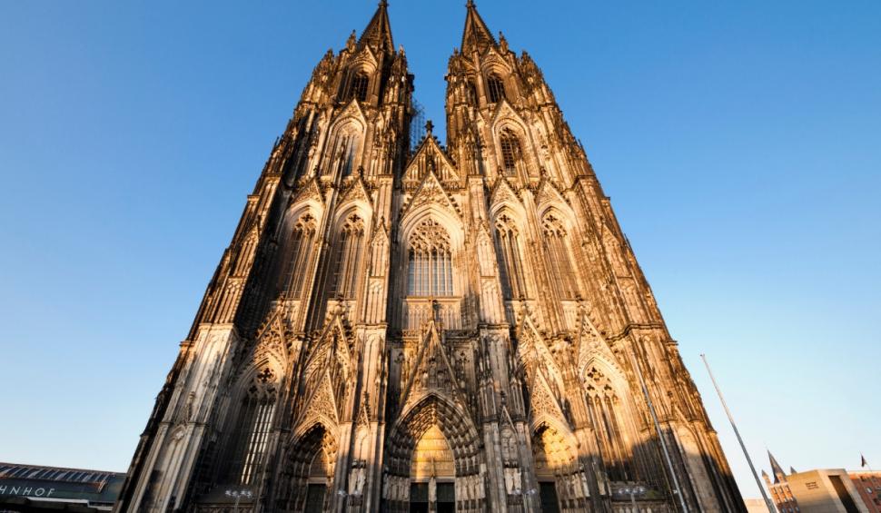 Alertă la catedrala din Koln, Germania | Trei islamişti au fost ...