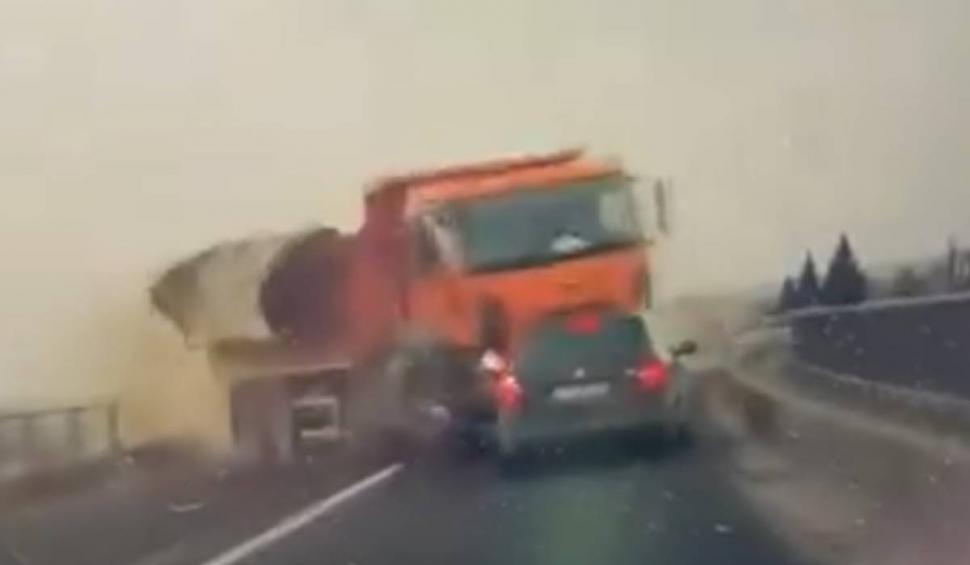 Trei oameni au murit într-o secundă, în accidentul de la Avrig ...