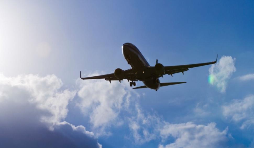 VIDEO. Momentul în care primul avionul direct București - SUA a ...