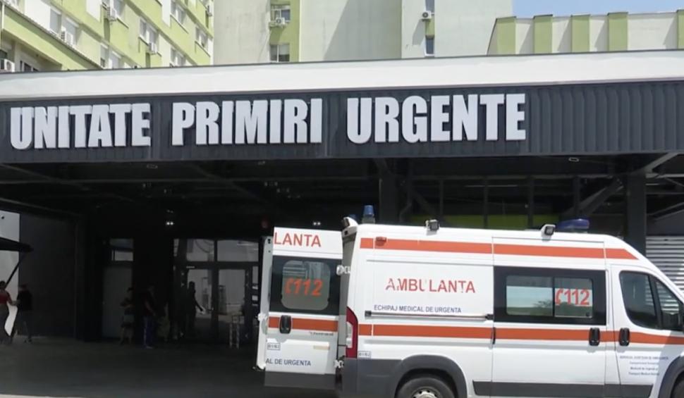 Sute de români ajung zilnic la spital, din cauza căldurii. Ce alimente recomandă medicii să ...