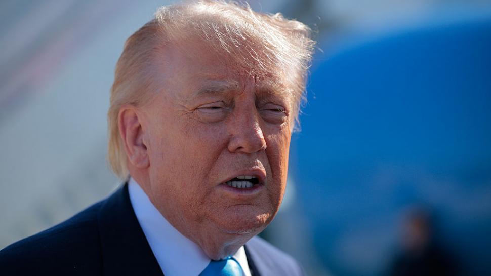 Trump amenință Iranul: "E învins. E mort. Le-a luat prea mult timp să ...
