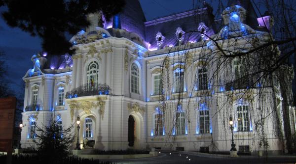 (P) Palatul Jean Mihail, actualul Muzeu de Artă din Craiova, restaurat ...