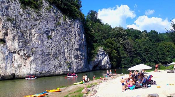 Plaja sălbatică din România care arată ca cele din Thailanda | Antena 3 CNN