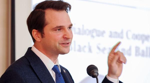 Doru Giugula: Traian Băsescu mă scuipa în ureche şi mă înjura (VIDEO)