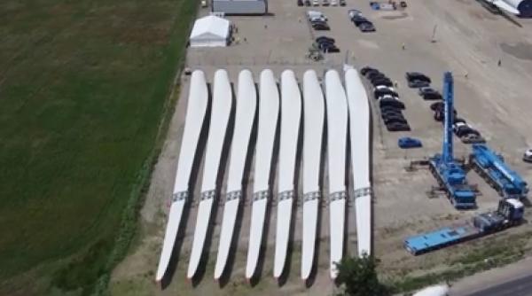 Unul dintre cele mai mari parcuri eoliene din Europa se construieşte la ...