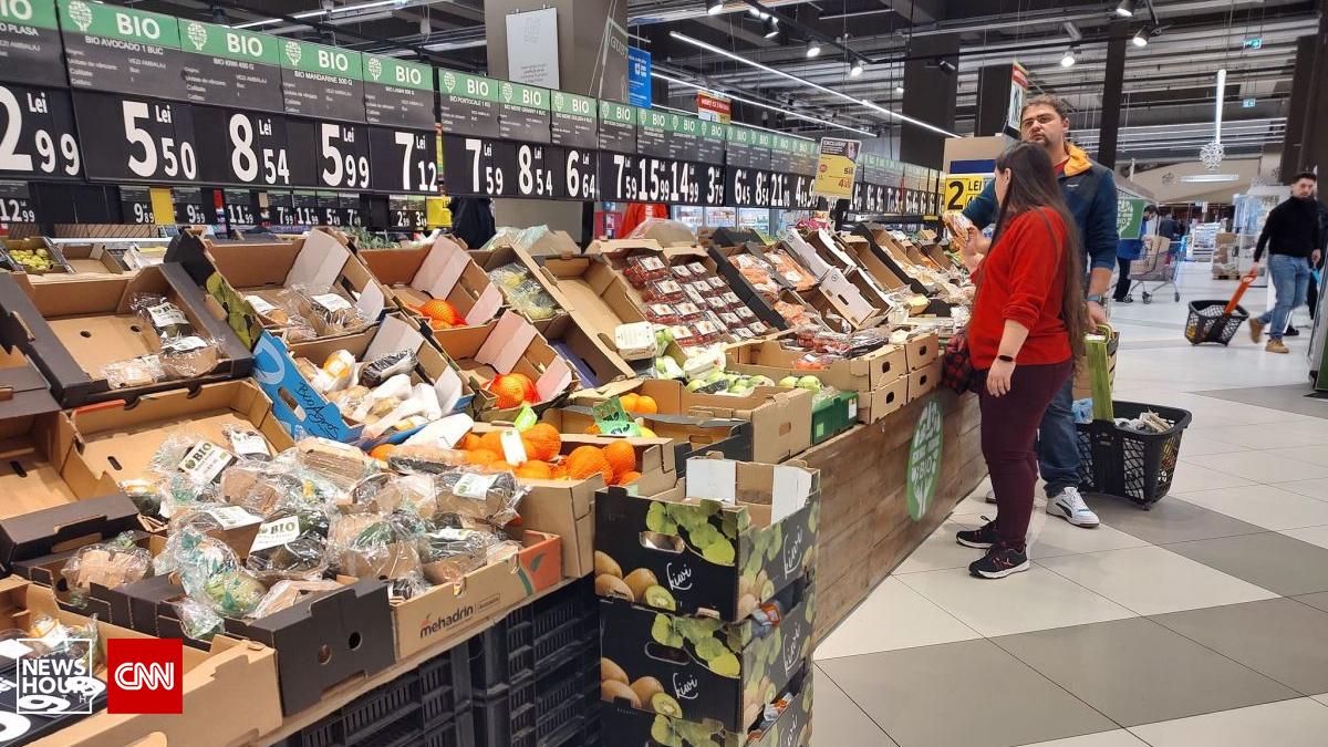 Analiza momentului. Românii plătesc pentru alimente cât plătesc nemţii ...