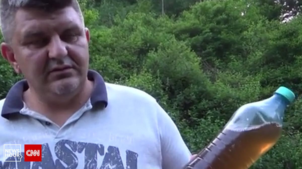 Disperare într-o localitate din Caraş-Severin, după ce apa a fost ...