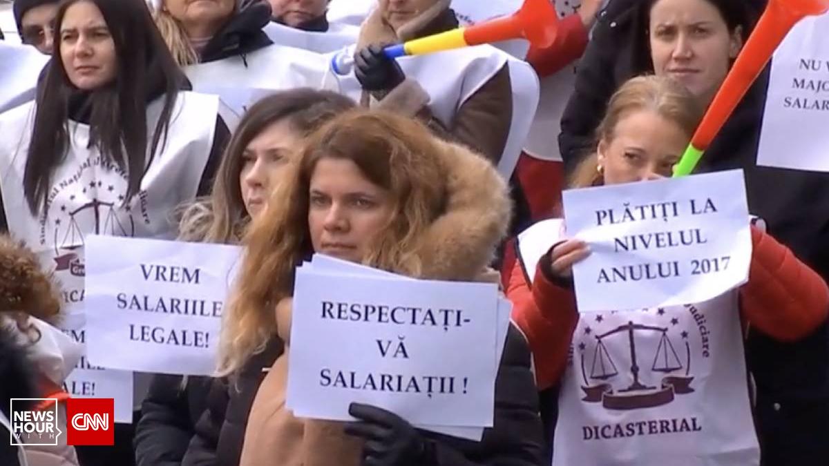 Grefierii au protestat din nou. ”Vom bloca activitatea în instanțe și ...